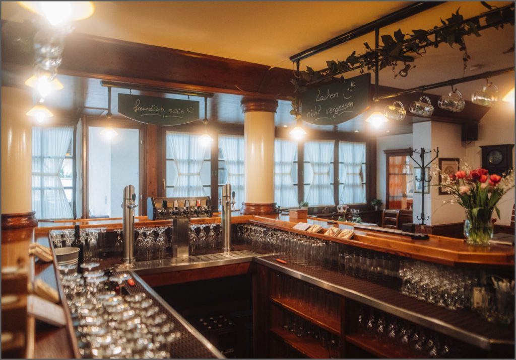 Unser Heurigenlokal | Heurigenrestaurant Hauerperle